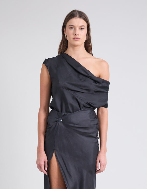 NEW ARRIVALS - PFEIFFER